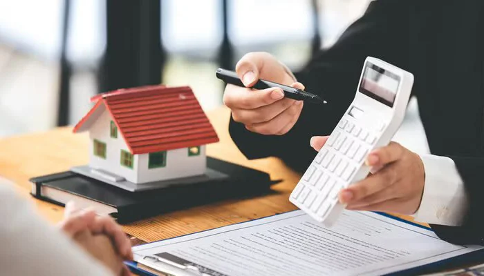 What is Tenant Transaction History?